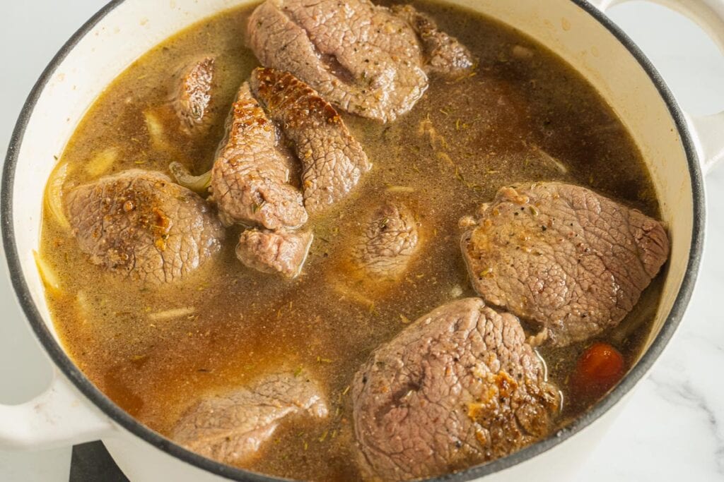 Braised Steak with Onions ⋆