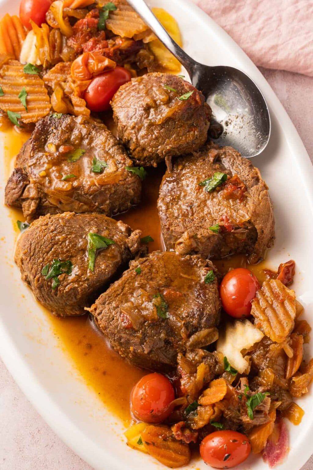 Braised Steak with Onions ⋆